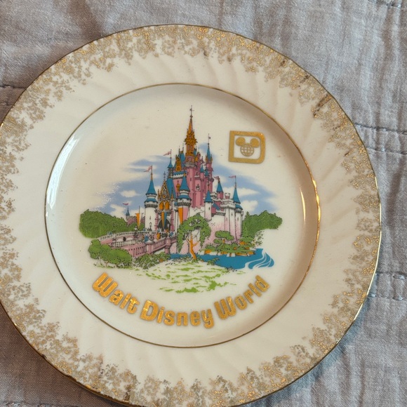 Disney | Dining | Vintage Disney Decorative Plate Gold And White | Poshmark